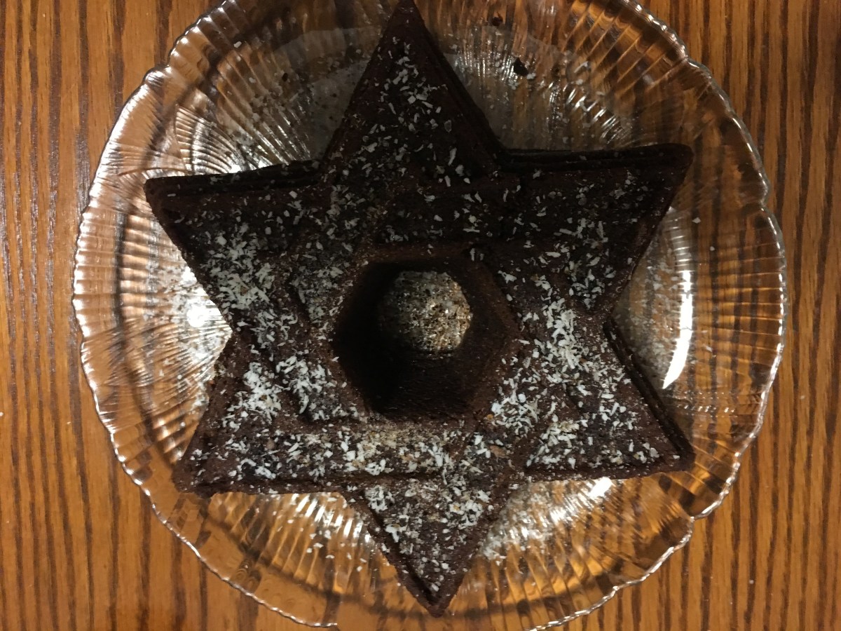 Weirdly Healthy Shabbat Cake – Noshing Across the Nation